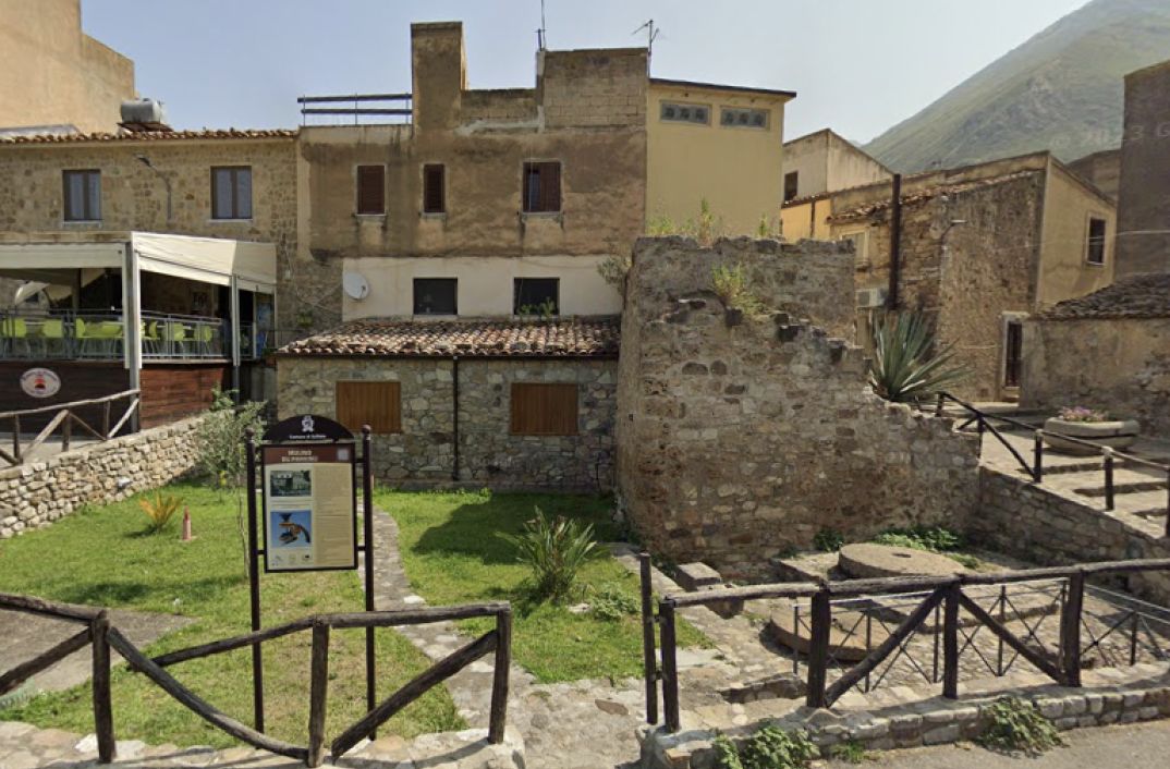 I mulini di Scillato, il piccolo borgo medievale in provincia di Palermo